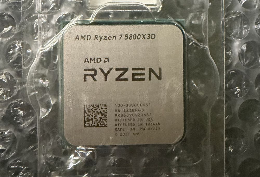 AMD Ryzen 7 5800X 3D: 9 000 грн. - Комплектуючі та запчастини Львів на Olx