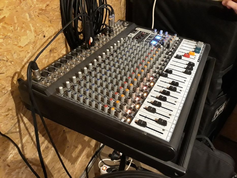 Power mikser Behringer pmp 5000 Zakrzew • OLX.pl