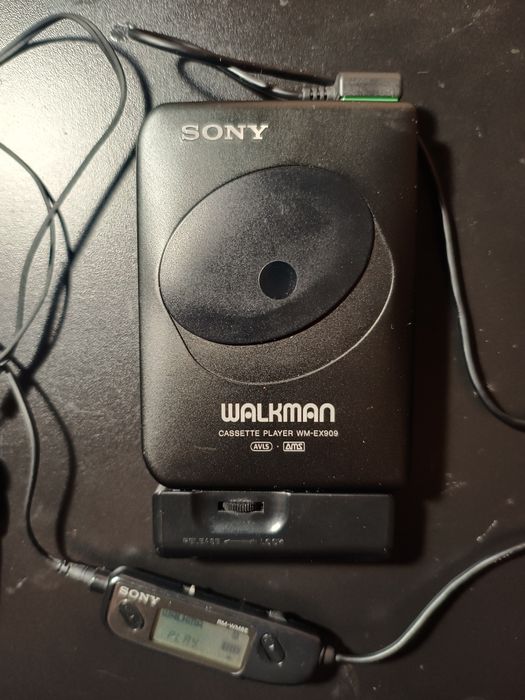 Касетний плеєр sony walkman wm-ex909: 4 700 грн. - Магнітоли та ...