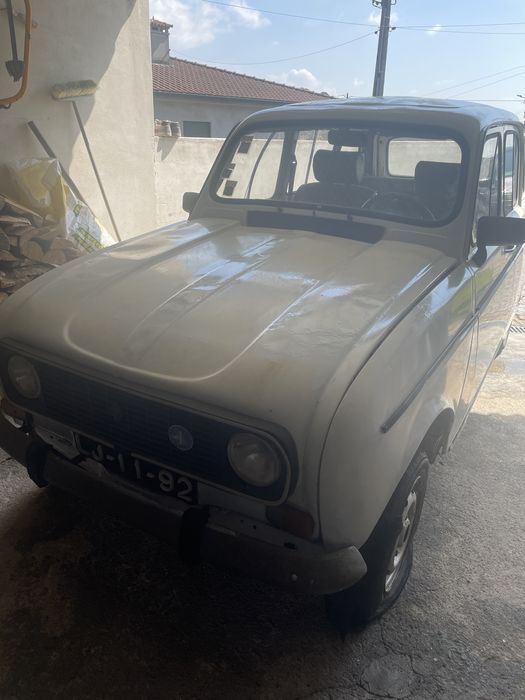 Carro Renault 4L Sequeade E Bastuço (São João E Santo Estevão) • OLX.pt