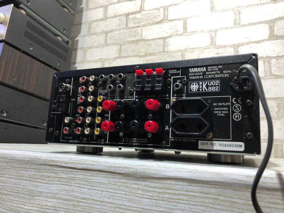 AM/FM Стерео ресивер/підсилювач Yamaha RX-V10 2x55Вт б/у з Німеччини: 3 ...