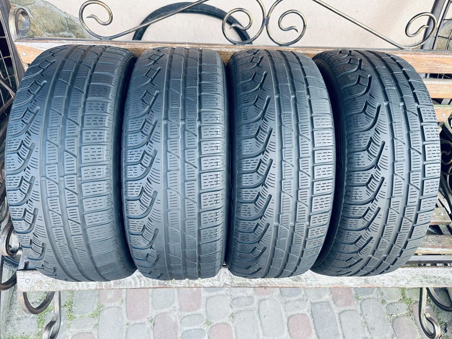 Шини зимові 205/55 R16 (91H) Pirelli Sottozero: 500 грн. - Автошини Гранівка на Olx