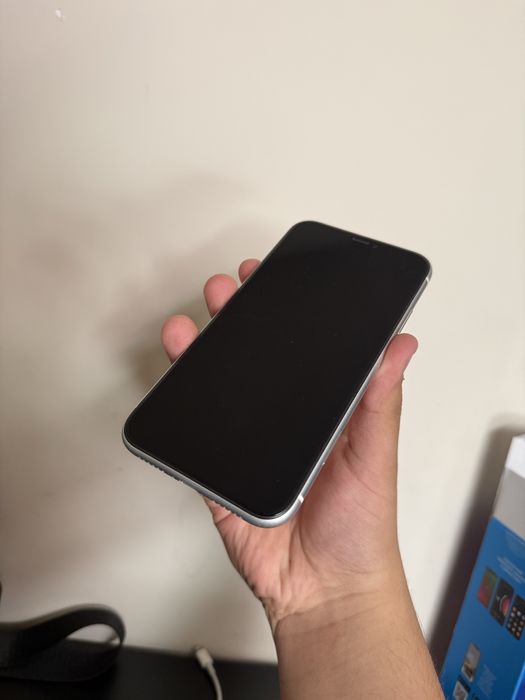 Iphone xr 64 GB Bialy IDEALNY Warszawa Ochota • OLX.pl