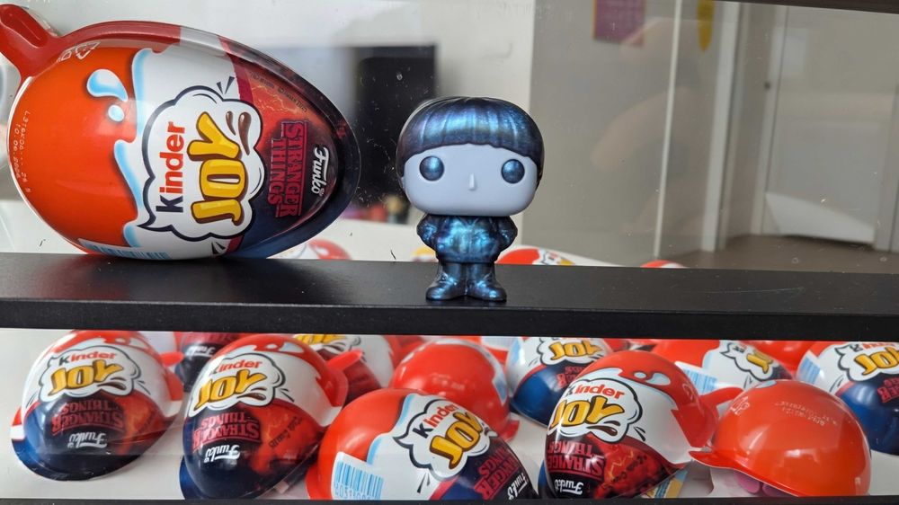 Kinder joy Stranger Things Will (ciemna strona) "On tu jest…" Warszawa ...