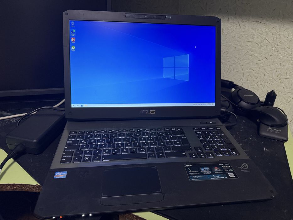 Бюджетний ігровий ноутбук Asus Rog 17” i7 3-th/660M/8RAM/750HDD: 5 999 ...