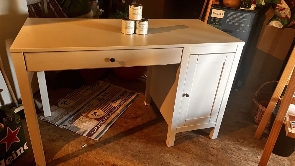 Biurko Hemnes plus farba Chełmża • OLX.pl