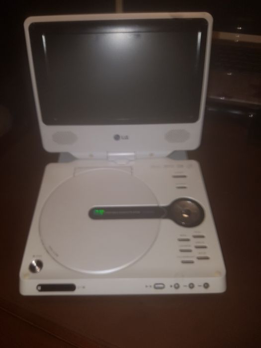 Продам DVD проигрыватель LG: 900 грн. - Медиа проигрыватели Харьков на Olx