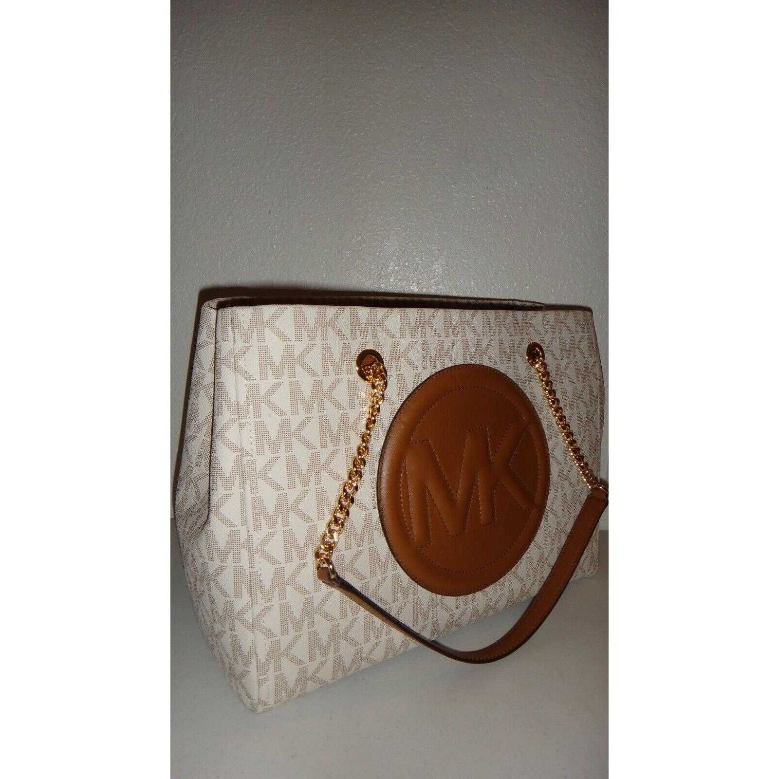 Mk tote store