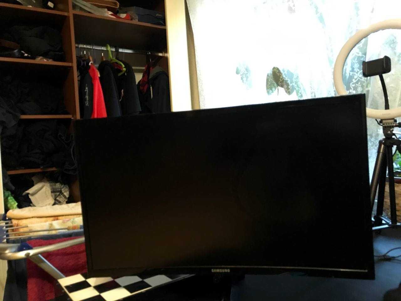 Samsung c24rg50fqi монитор: 350 грн. - Мониторы Киев на Olx