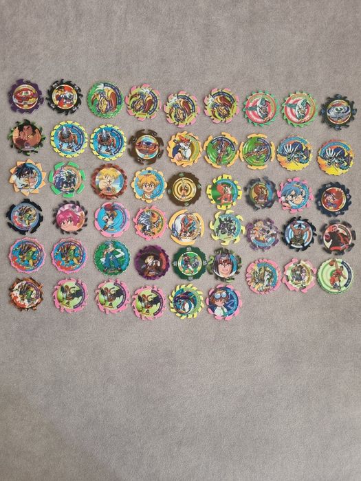 51 Tazos Beyblade Odivelas • OLX.pt