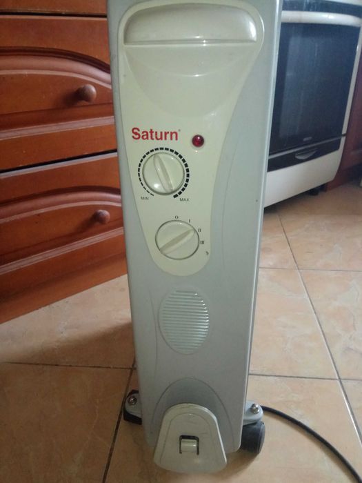 Продам маслянный обогреватель: 1 900 грн. - Обігрівачі Суми на Olx