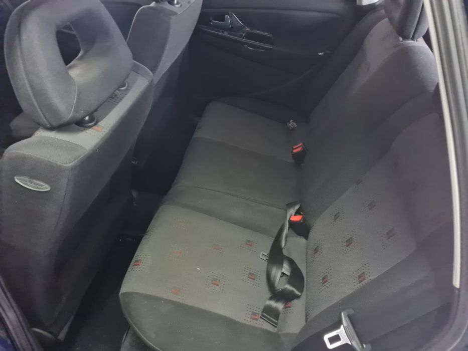 Seat Ibiza 6k2 Sport 1.6 SR Quarteira • OLX Portugal