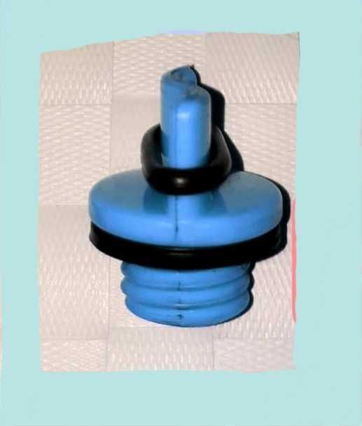 Do sprzedania korek spustowy podgrzewacza wody Truma Carver Cascade 2 ...