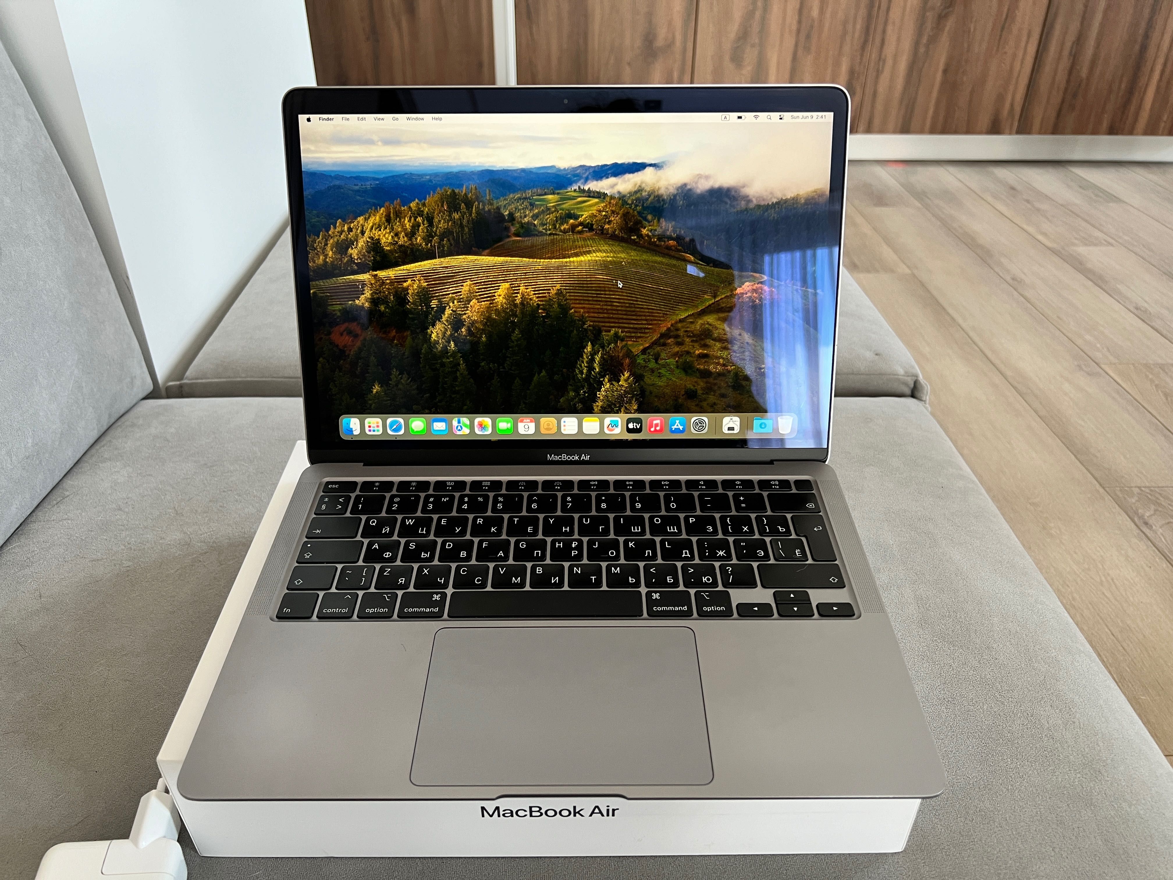 MacBook Air 13,3, 2020, Intel Core i3 / 8 / 256GB, Space Grey: 14 000 ...