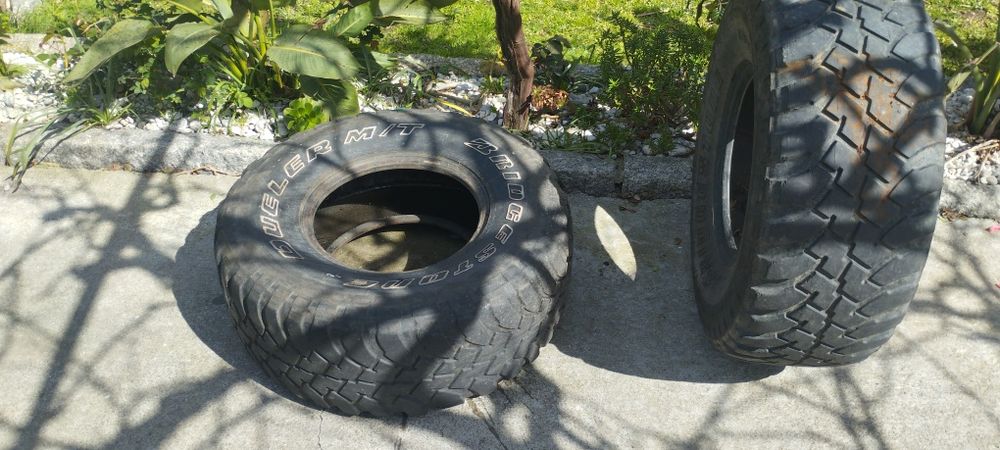 Pneus 33 -12.5-r15 Alvarães • OLX Portugal