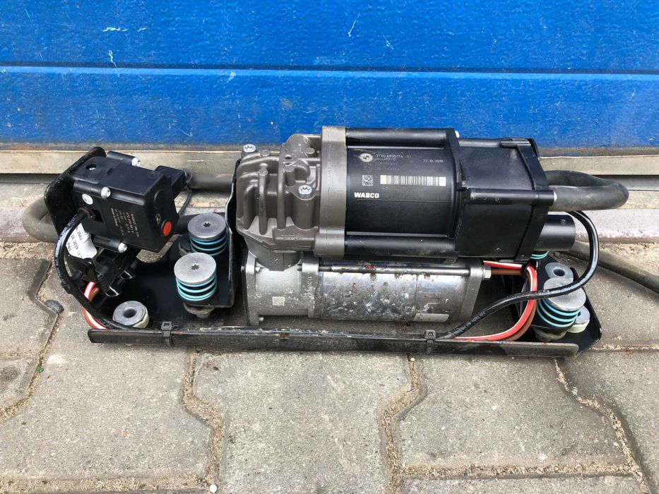 Kompresor Sprezarka Zawieszenia Zawor BMW F11 F07 F01 Michałowice • OLX.pl