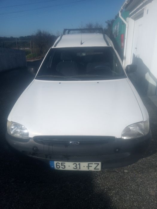 Ford Escort 1800 comercial Atalaia • OLX.pt