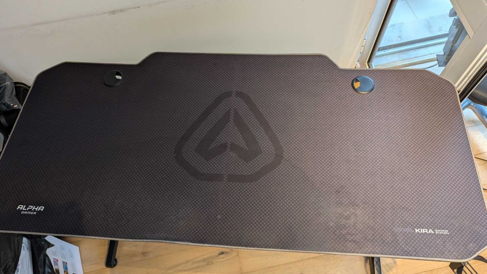 Secretária Gaming Alpha Gamer Kira V3 Gaming Station Beato • OLX.pt