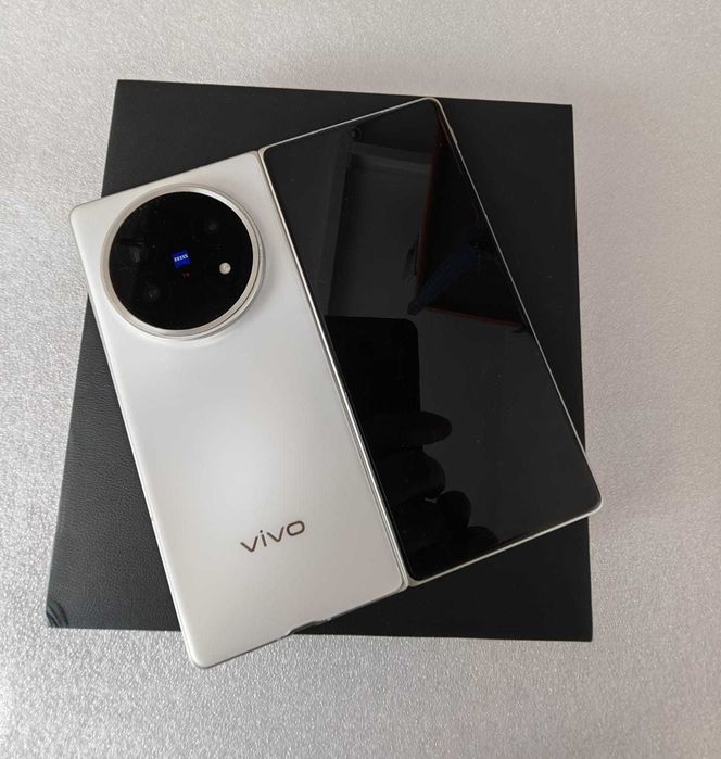 Vivo X Fold 5 16GB/512GB Leve e fino Barreiro E Lavradio • OLX.pt