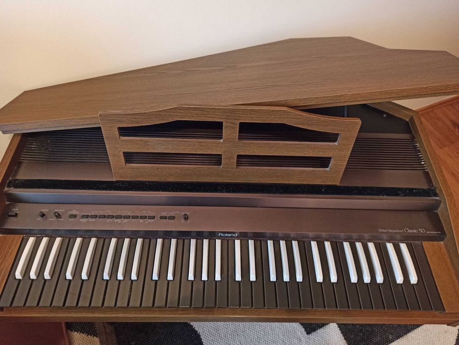 Klawesyn cyfrowy Roland C-50 Szczecin Centrum • OLX.pl