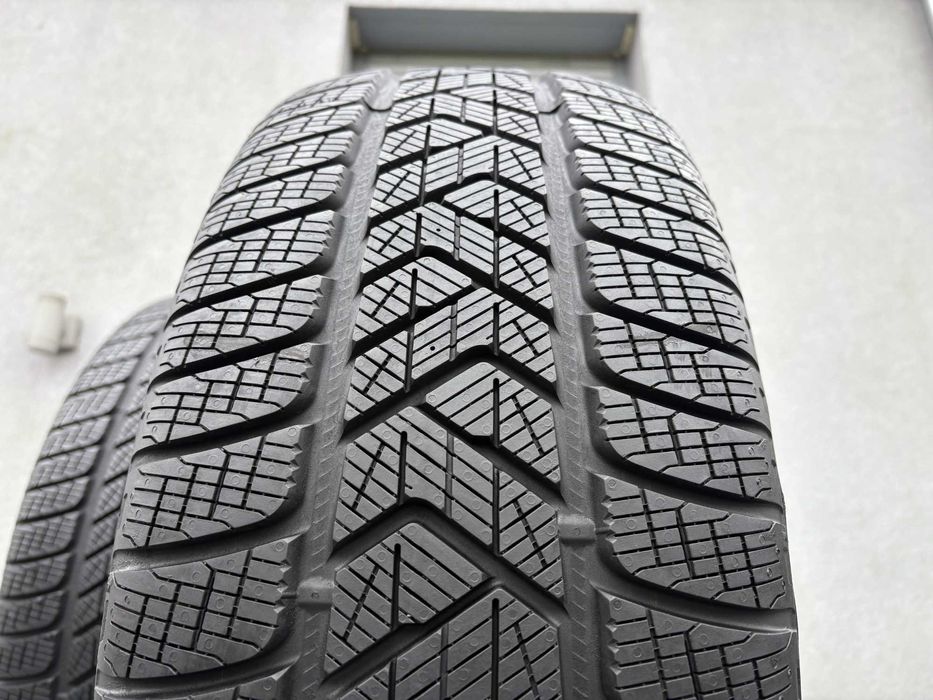 2szt zimowe 235/65R17 Pirelli 8mm 2024r świetny stan! Z646 gwarancja ...