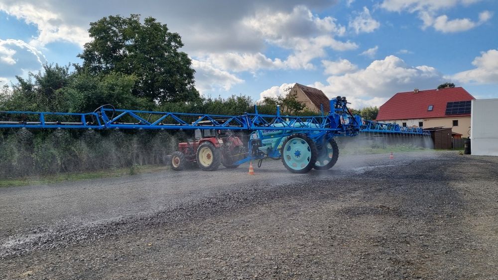 Opryskiwacz Berthoud Racer EX plus 21/18m/12m 2500l 6 Sekcji Okazja ...