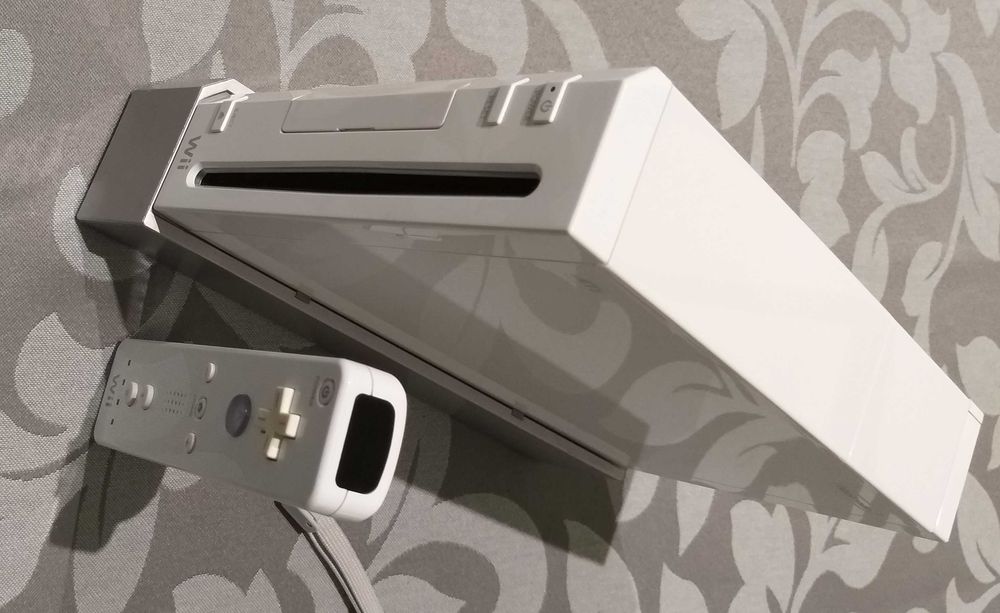 Nintendo wii com mais de 10000 jogos - wiiflow Leiria, Pousos, Barreira ...