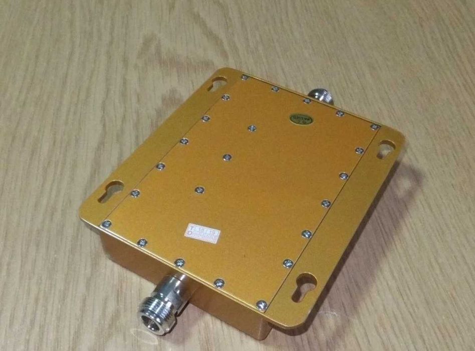 Комплект репитер с антеннами для усиления связи 1800 и 3g 4g интернета ...