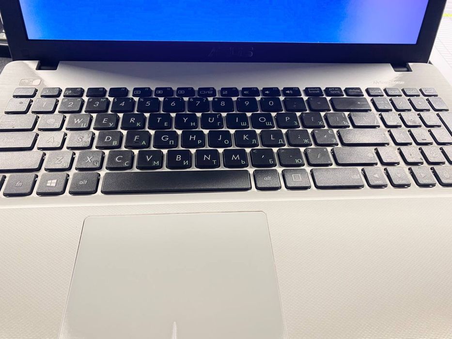 Ноутбук Asus x552m: 4 500 грн. - Ноутбуки Кобці на Olx