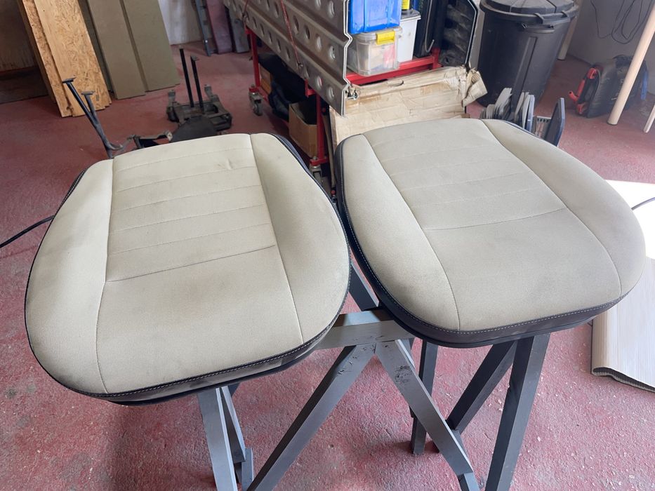 Bancos originais Heritage Land Rover Defender Montijo E Afonsoeiro • OLX.pt