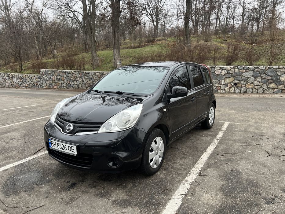 Nissan Note 2010рiк, рестайлинг: 4 500 $ - Nissan Одеса на Olx