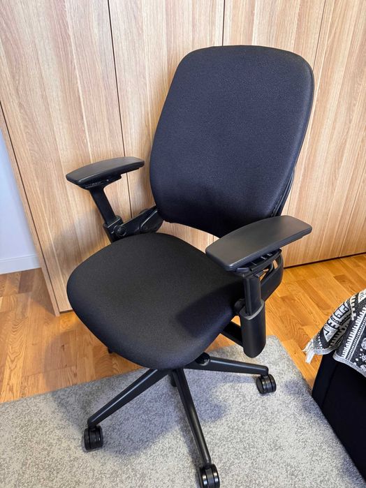 Używany Fotel biurowy Steelcase Leap v2 Białystok Centrum • OLX.pl