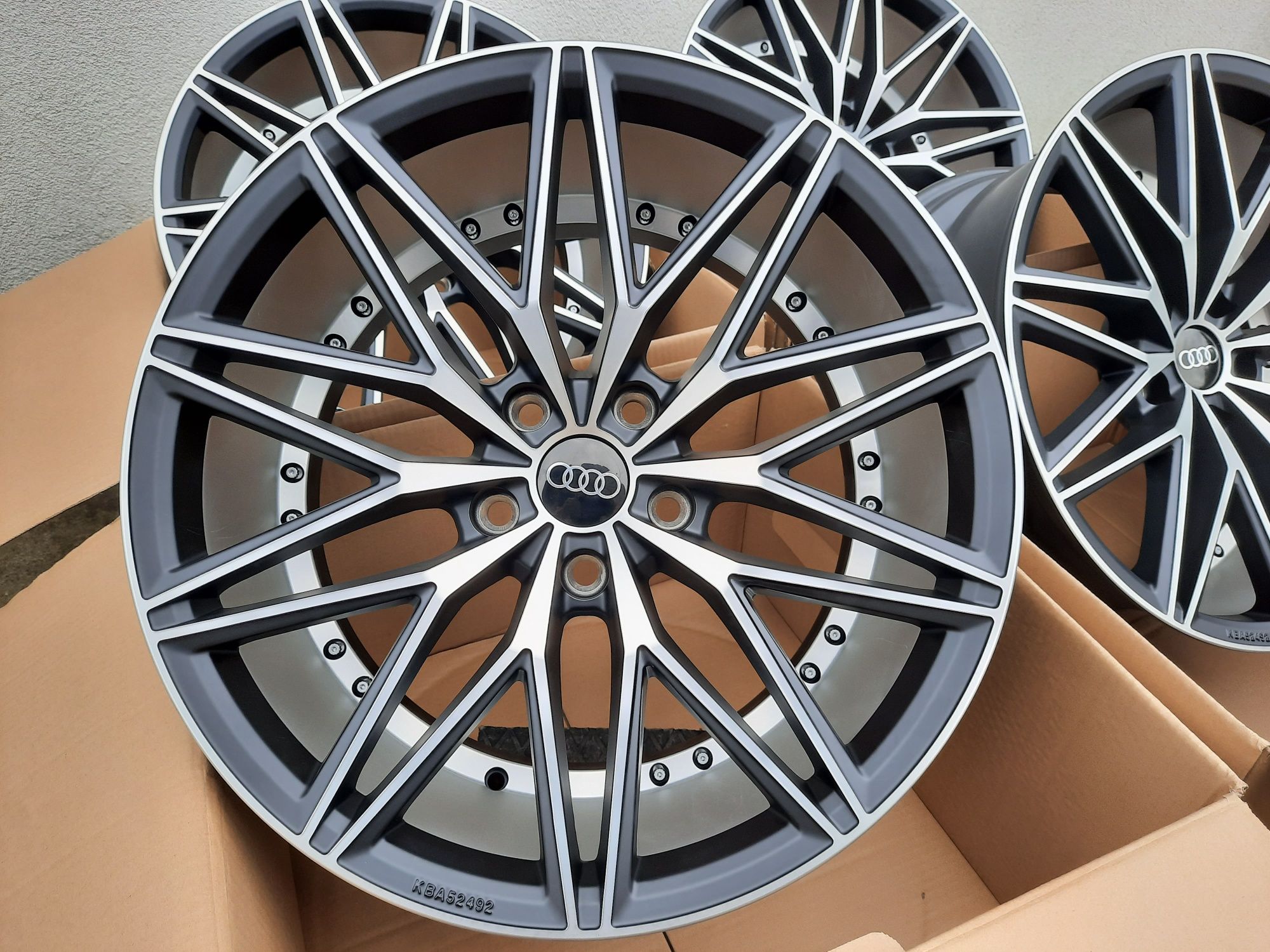 Alufelgi 19 Audi 5x112 A5 A4 B8 B9 A6 C7 C8 A7 Q5 Q7 A8 9 5j Et35