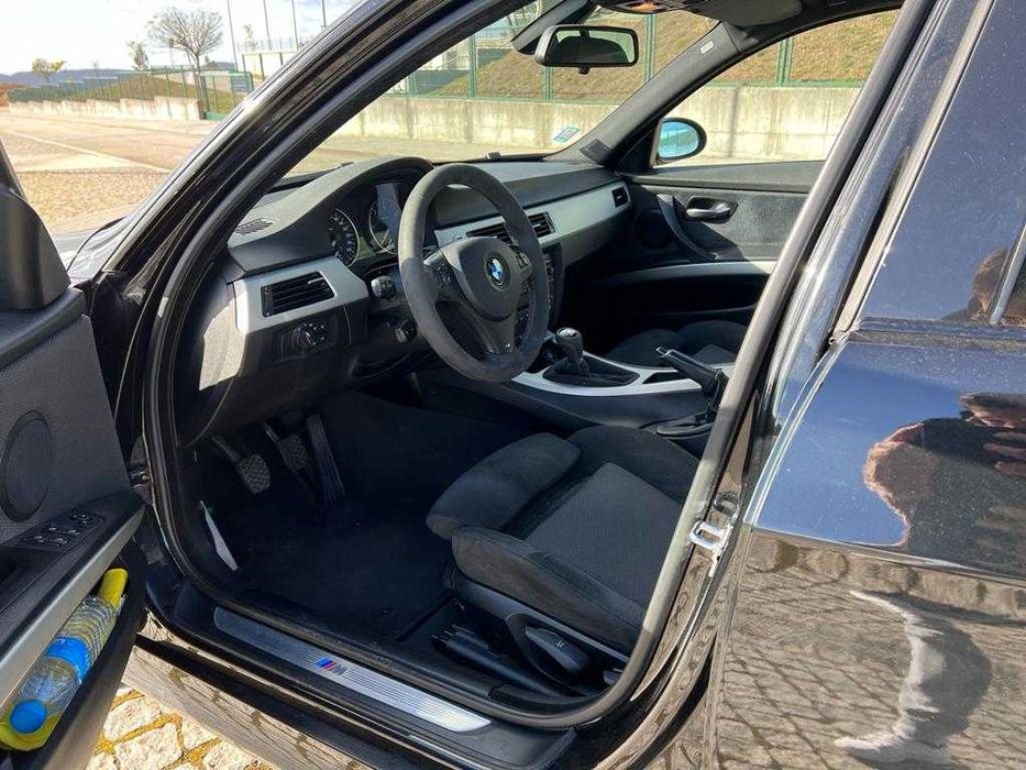 BMW E90 320D 163cv Pack M - Nacional Paredes • OLX Portugal