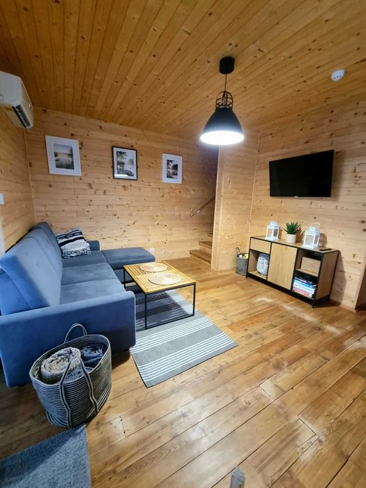 Domek całoroczny nad Jeziorem Mazury Giżycko Jacuzzi Spa Sauna Łódka ...