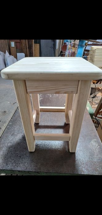 Табурет дерев'яний сосна .: 400 грн. - Сад / огород Полтава на Olx