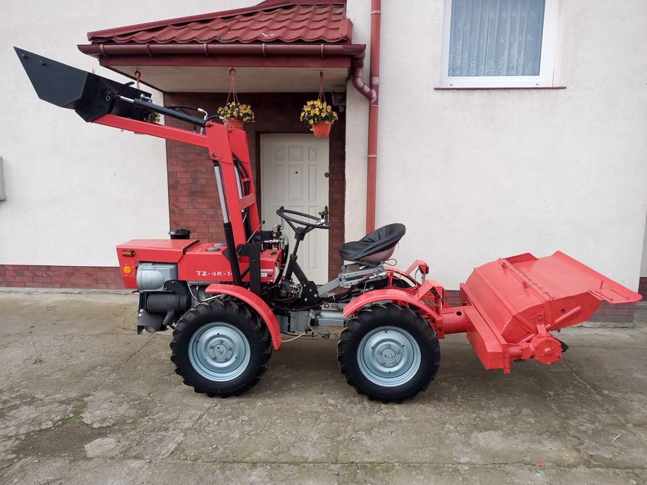 TZ-4K-14 ciągnik ogrodniczy traktorek kosiarka tv-521 Sadowo • OLX.pl