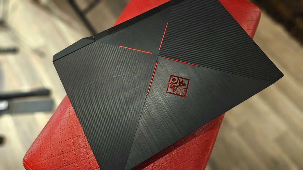 Portátil HP OMEN 15 i7 8th gen. 32GB RAM 256GB NVMe + 1TB SSD, RTX2060 ...