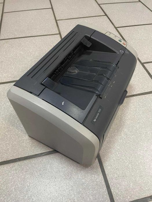 Принтер HP LaserJet 1010: 1 250 грн. - Периферійні пристрої Луцьк на Olx