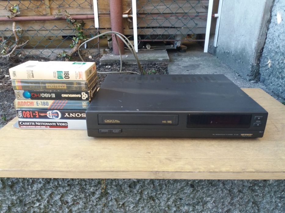 Odtwarzacz VHS Sharp Jaworzno • OLX.pl