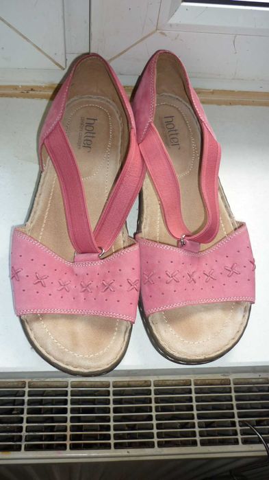 Hotter- skórzane sandały r; 42, szersze Lednogóra • OLX.pl