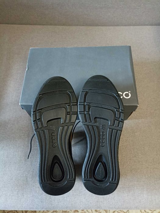 Продаю кросовки ECCO 44 размер: 4 200 грн. - Кросівки для міста Київ на Olx