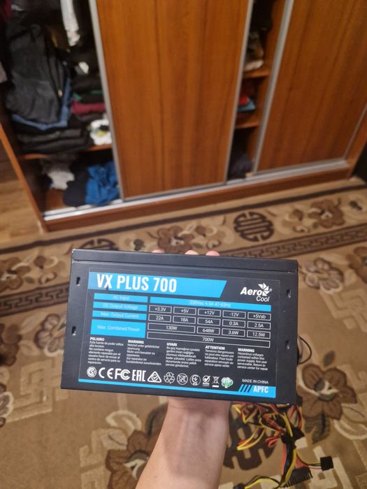Блок живлення AeroCool VX Plus 700 Вт: 500 грн. - Комплектуючі та запчастини Сарата на Olx