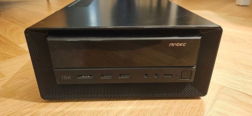 Cichy Komputer mini ITX ASUS AT5IONT-I Atom D525 4GB obudowa Antec NAS ...
