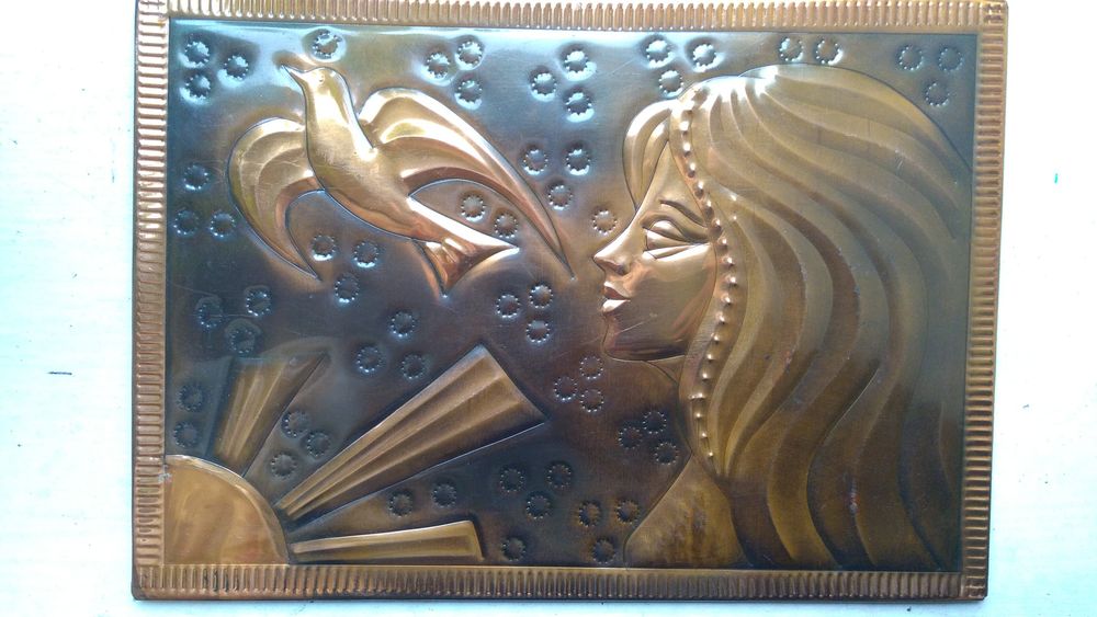 Чеканка Голуб миру 150 грн Предметы искусства Львов на Olx