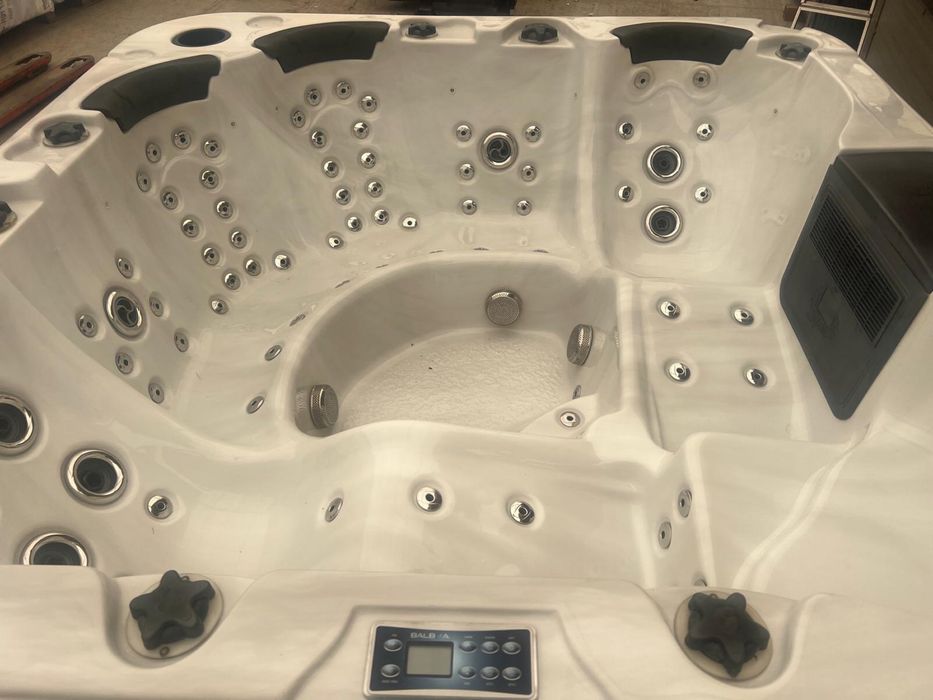 Jacuzzi ogrodowe premium Balboa 6 os/ Masaż wodny + powietrzny/LED ...