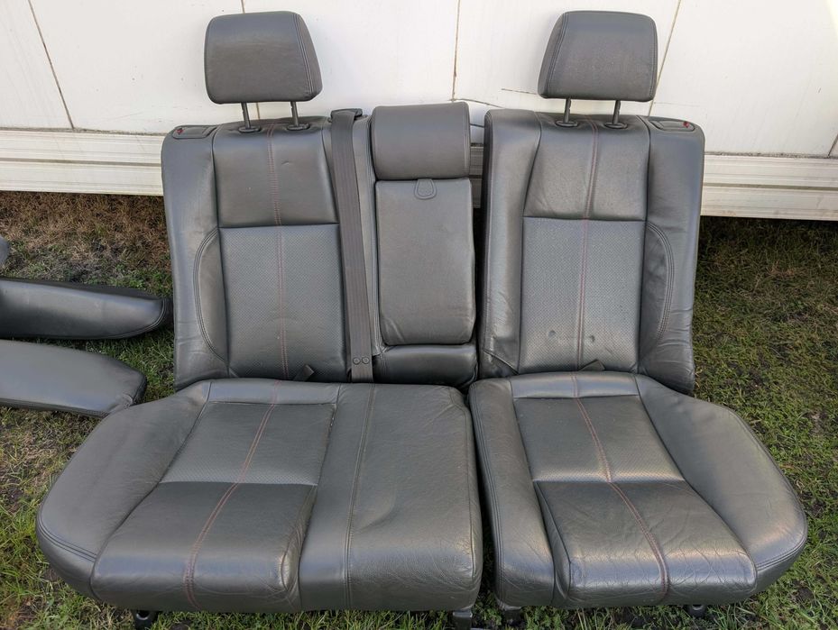 Fotele wnętrze Alfa Romeo 156 TI podsufitka słupki kierownica kanapa ...