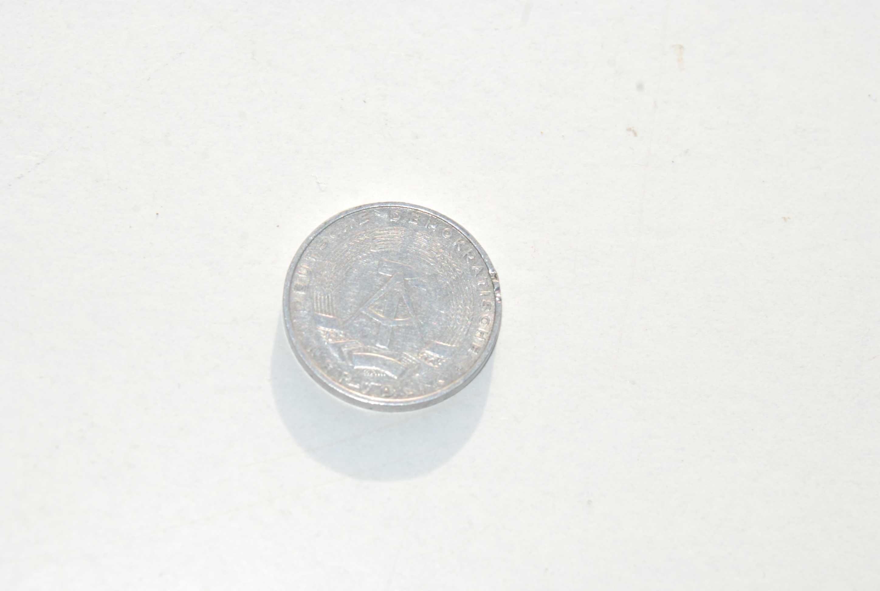 Stara moneta 5 fenigów pfennig 1968 Niemcy NRD unikat antyk Cieszyn ... Stara moneta 5 fenigów pfennig 1968 Niemcy NRD unikat antyk Cieszyn ...