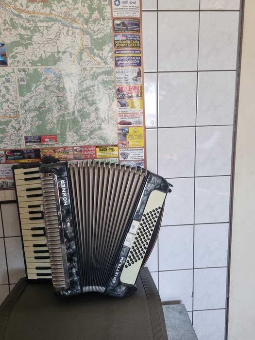 Sprzedam akordeon hohner 72 basy Myślenice • OLX.pl