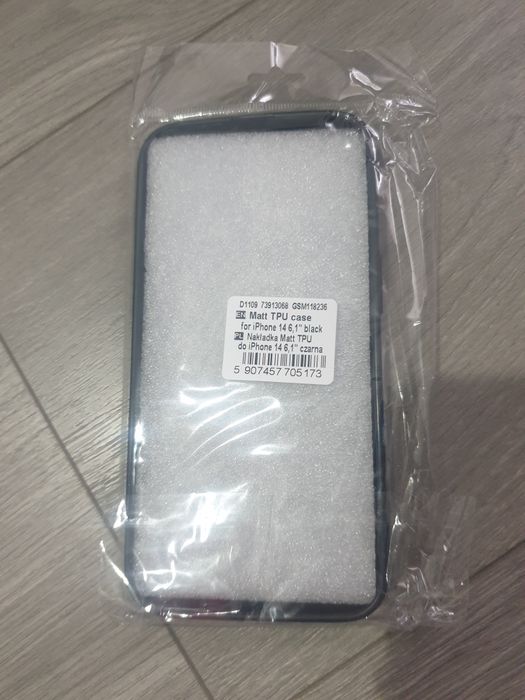 Iphone 13 14 czarny case matowy etui plecki Lubin • OLX.pl